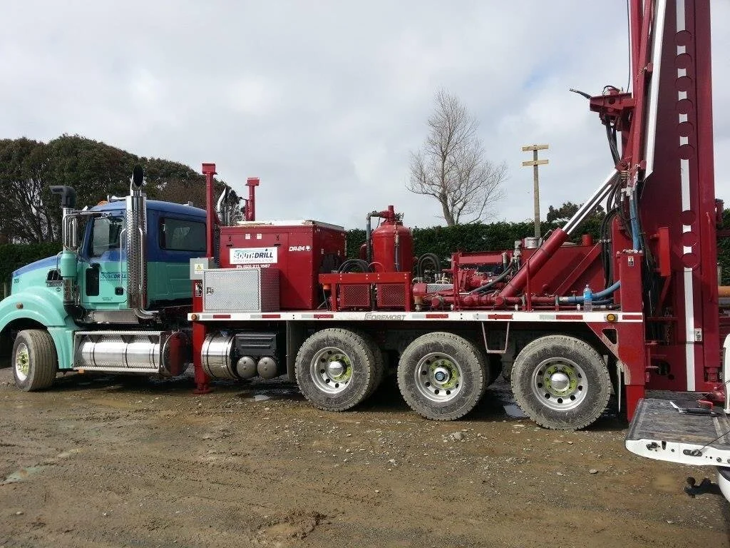 TRUCKS HOOK LIFTS & DRILLING RIGS — SEC