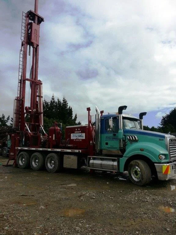 TRUCKS HOOK LIFTS & DRILLING RIGS — SEC