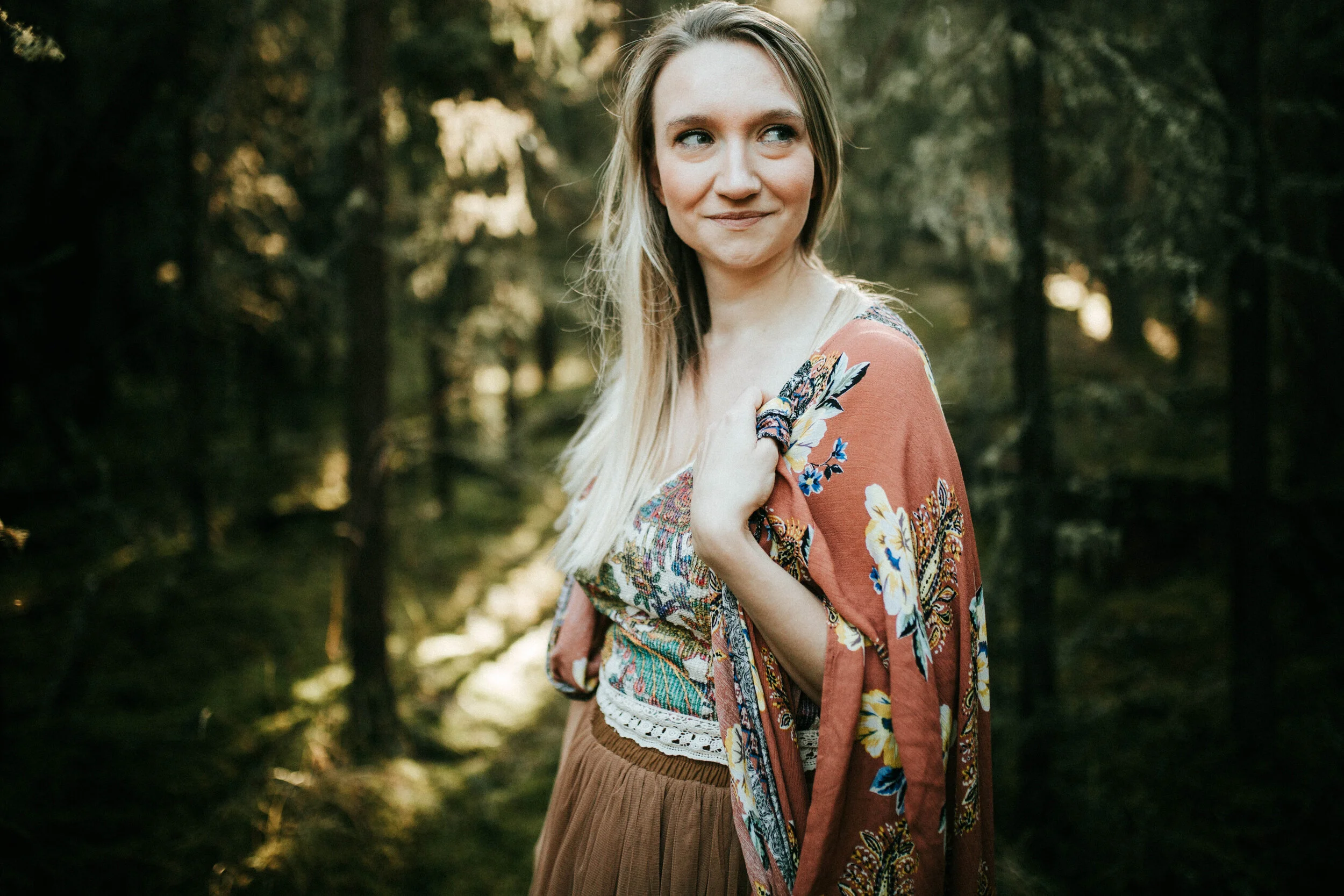 Alaska Artist Profile ::: Emily Anderson ::: Musician — leaca young art