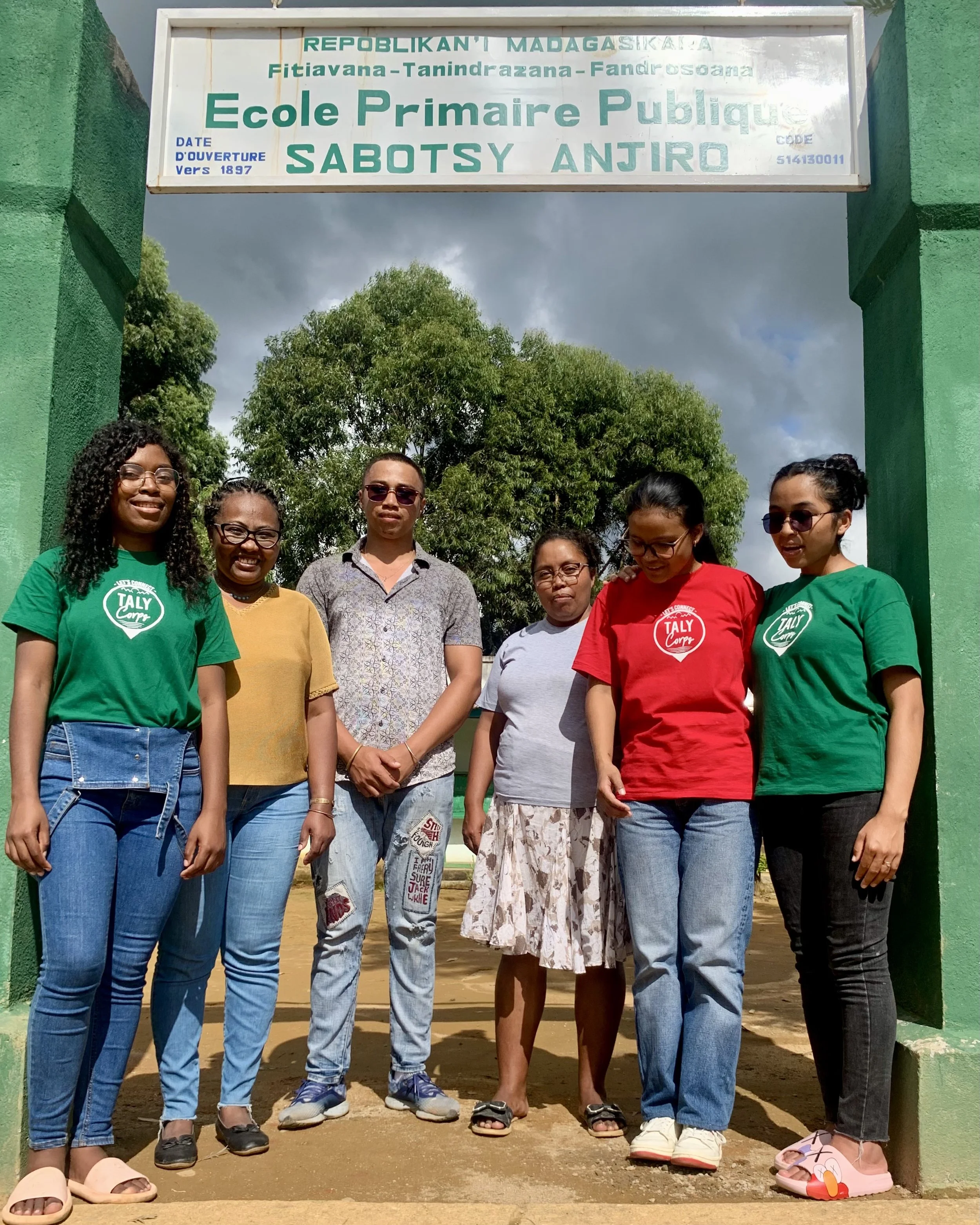 Anjiro Initiative Welcomes Teach for Madagascar TALY Corps Volunteers ...
