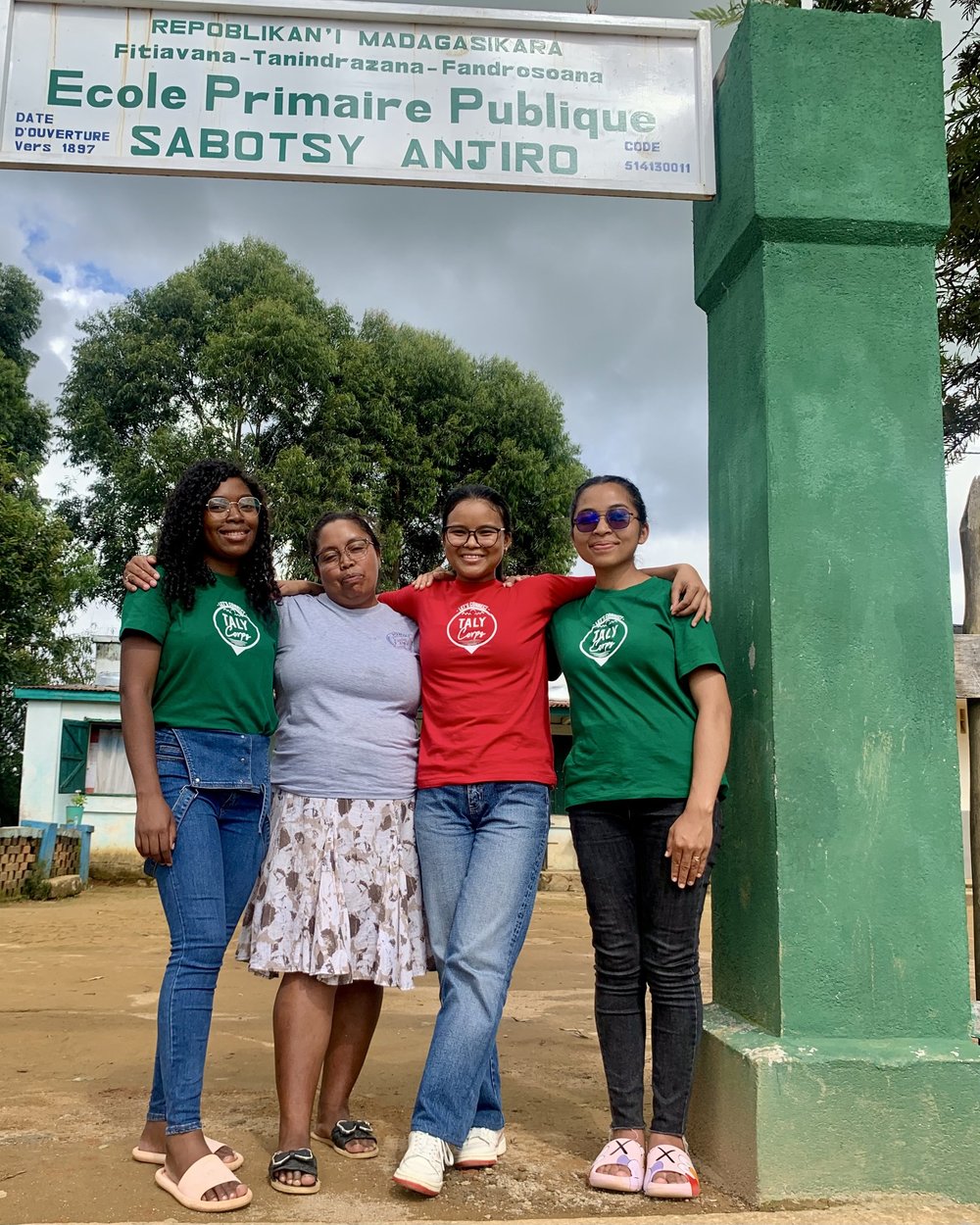 Anjiro Initiative Welcomes Teach for Madagascar TALY Corps Volunteers ...