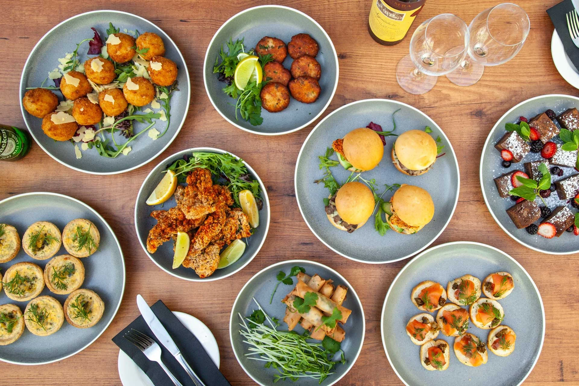 What's On — Seven Stars Hotel