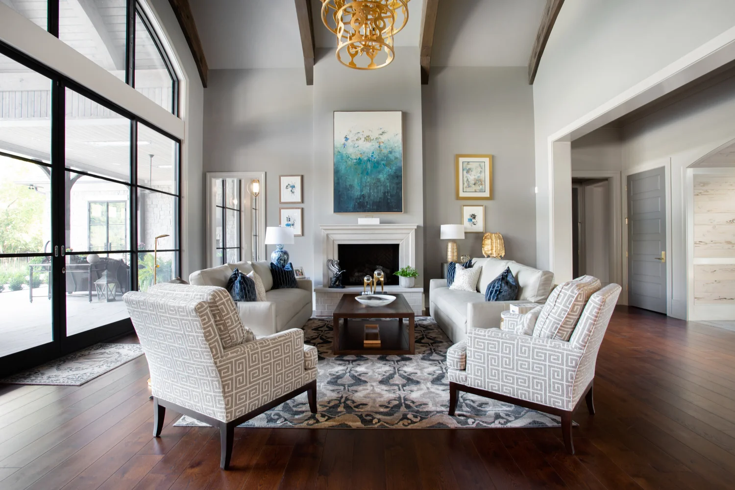 Installations — Ed Nash Fine Art