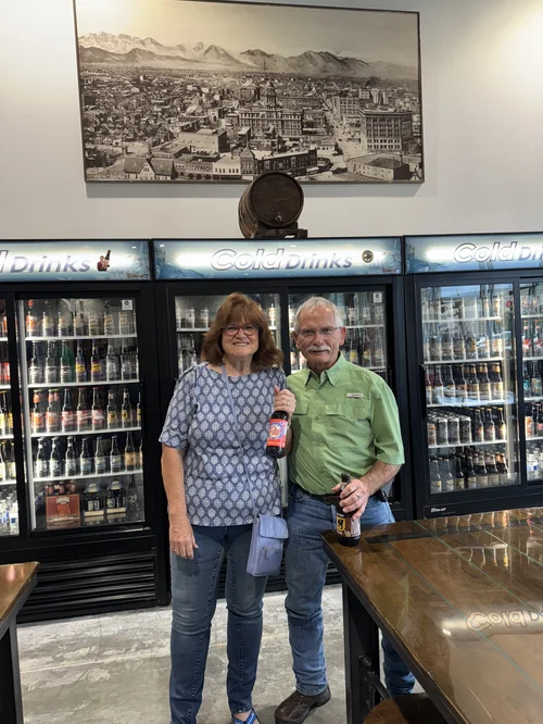 Antique Gallery & Root Beer Bar in Littleton CO - Old Crows Antique Mall