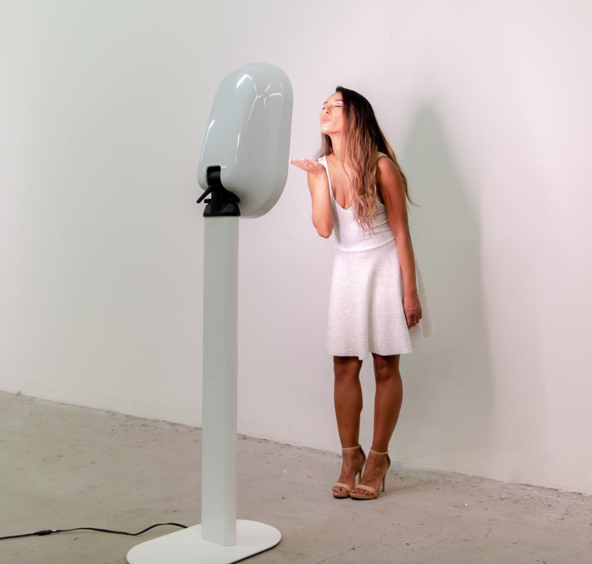 About — Jewel Booth