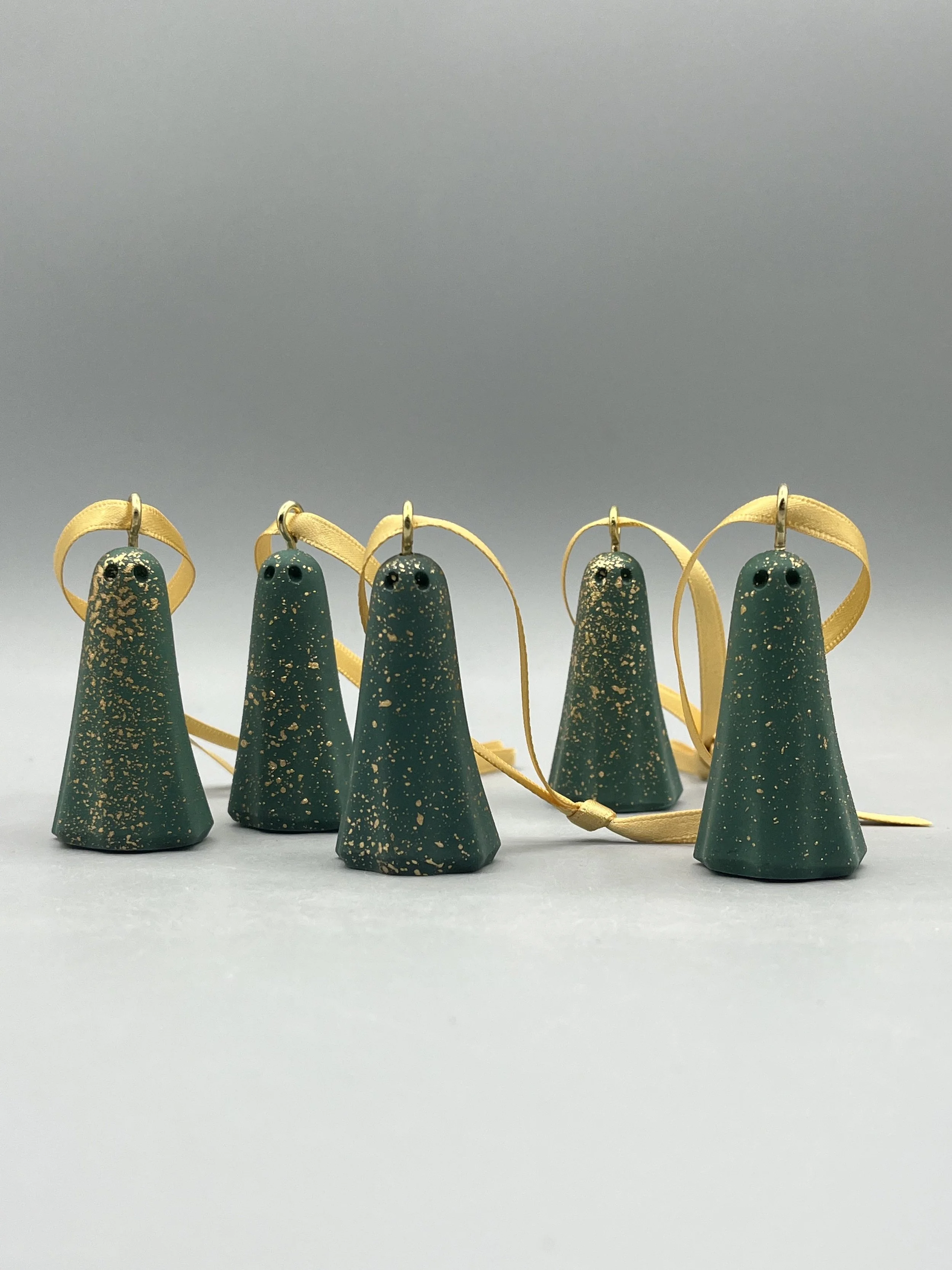 Hanging Christmas Tree Ghost 2023 — The York Ghost Merchants