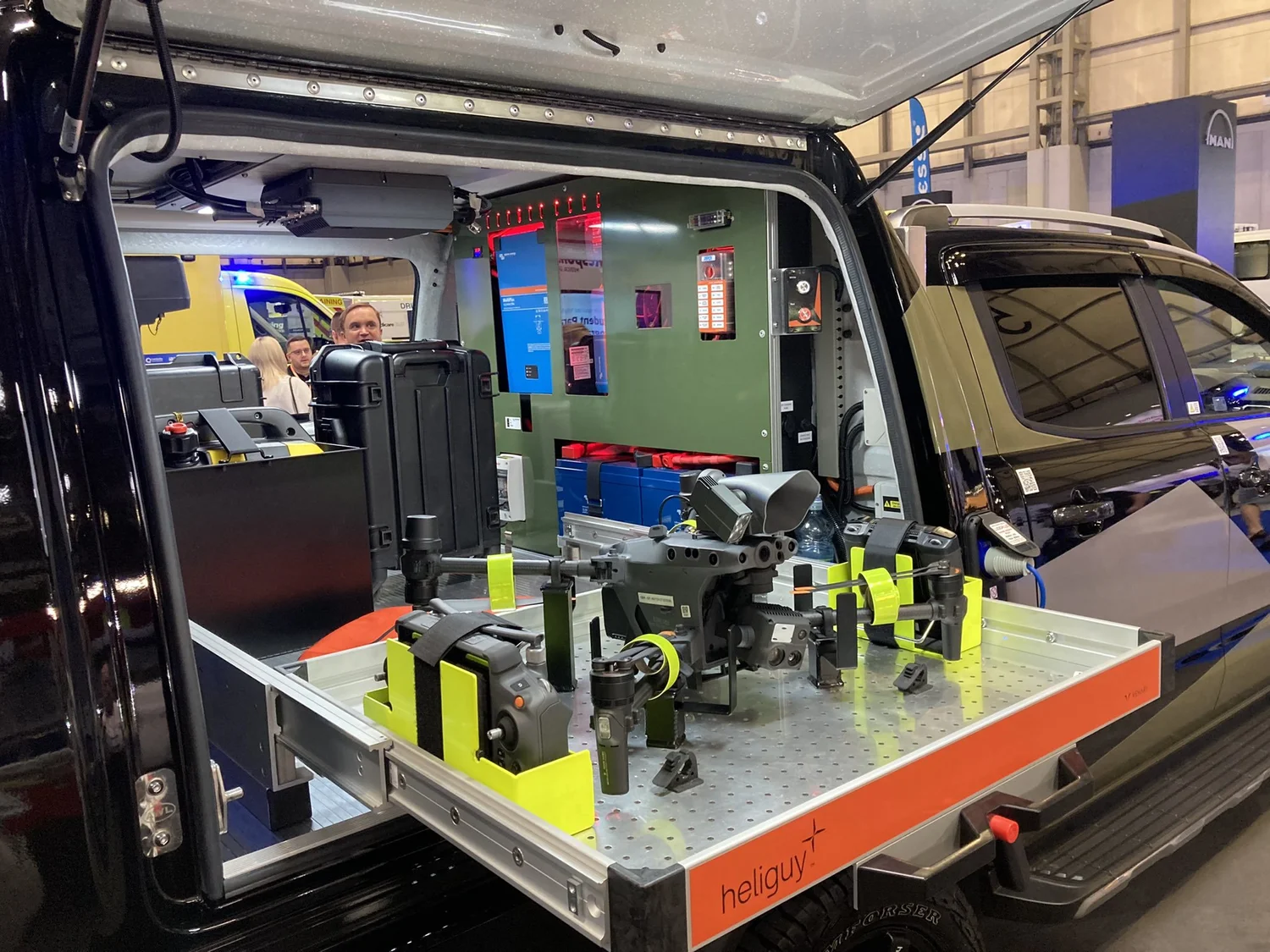 Heliguy™ ⨉ Venari's Drone Support Vehicle - E1 — Ford Ranger Club UK