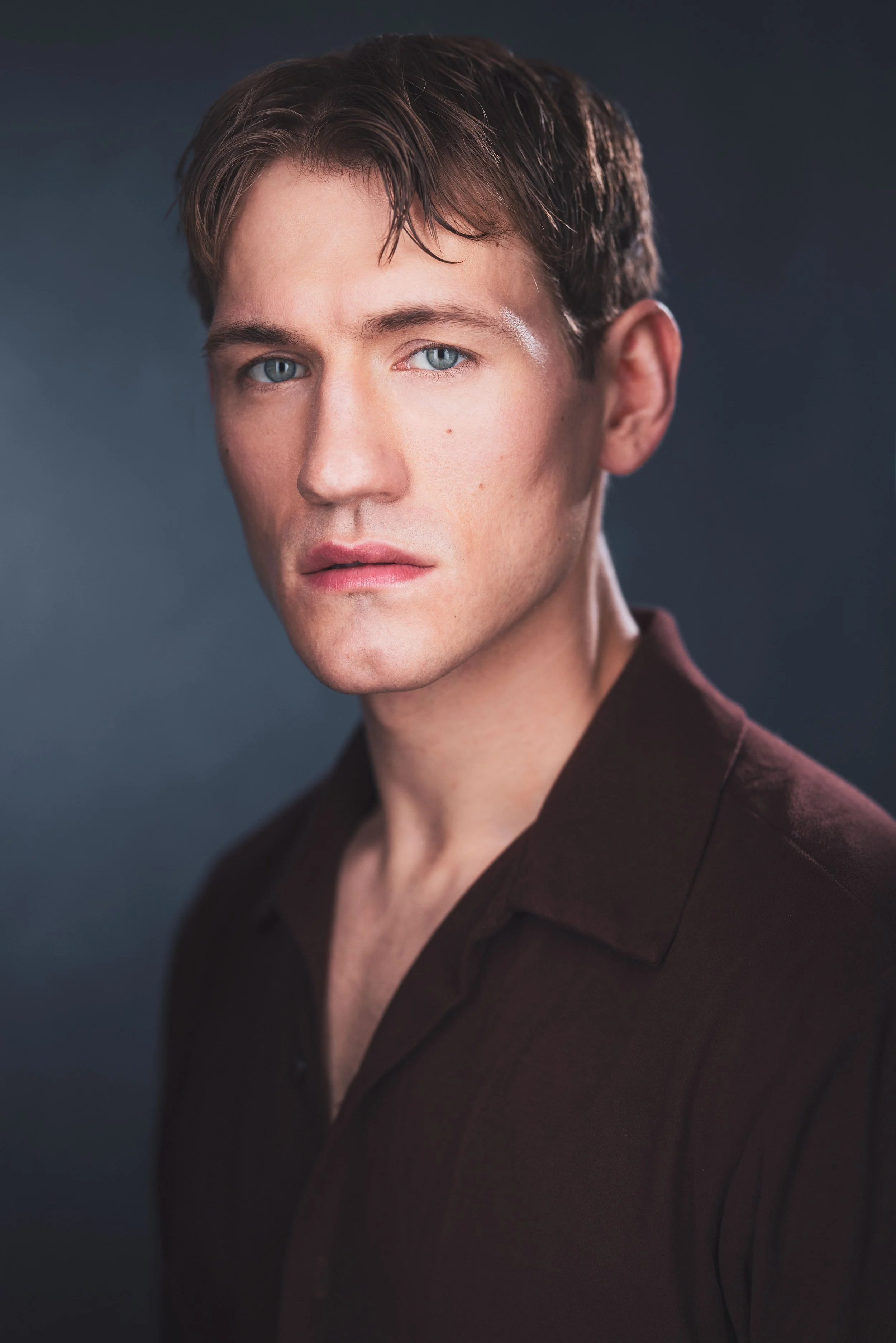 HEADSHOTS — THOM HENKE
