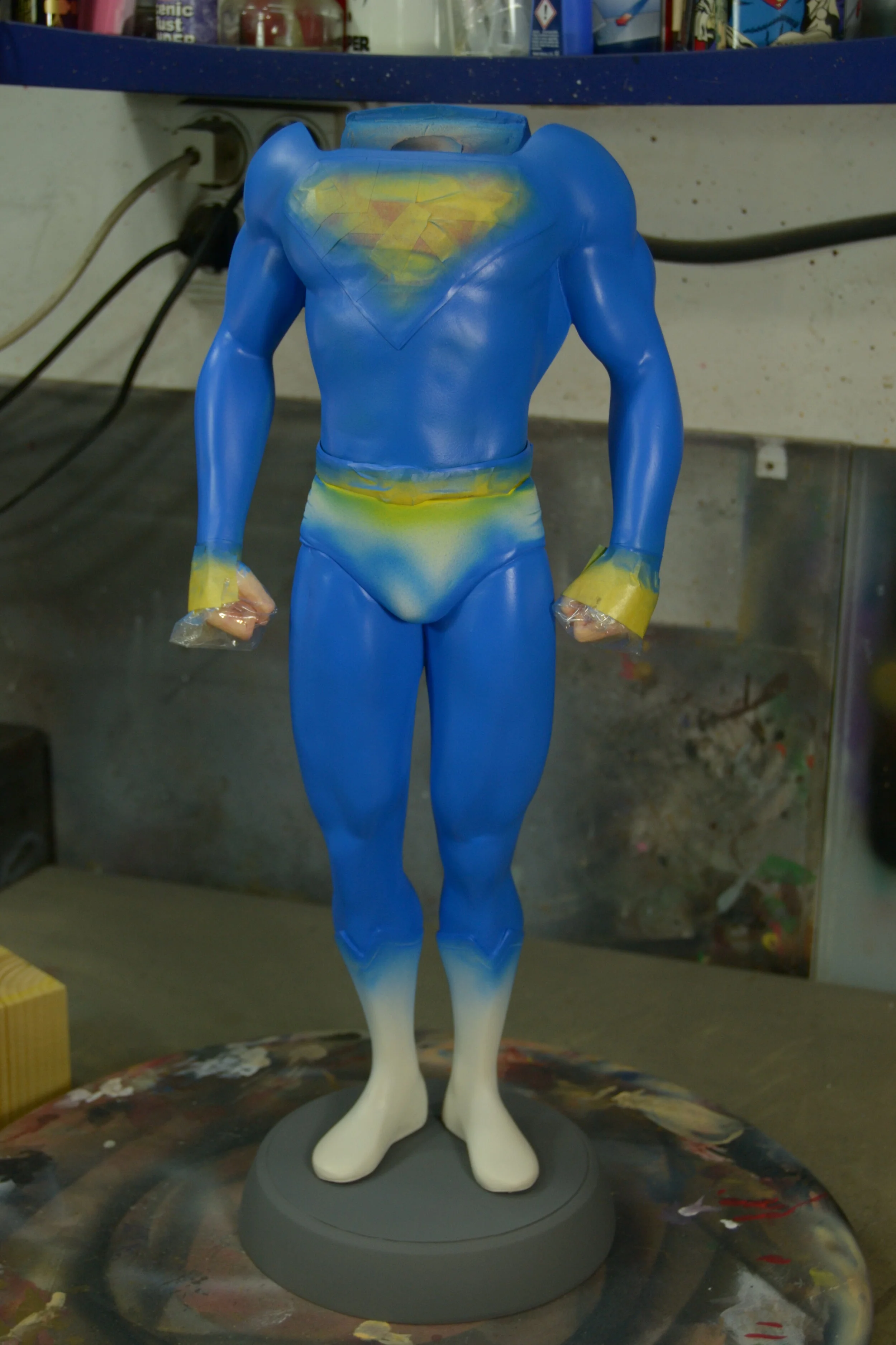 Superman Alex Ross statue — UN MUNDO A OTRA ESCALA