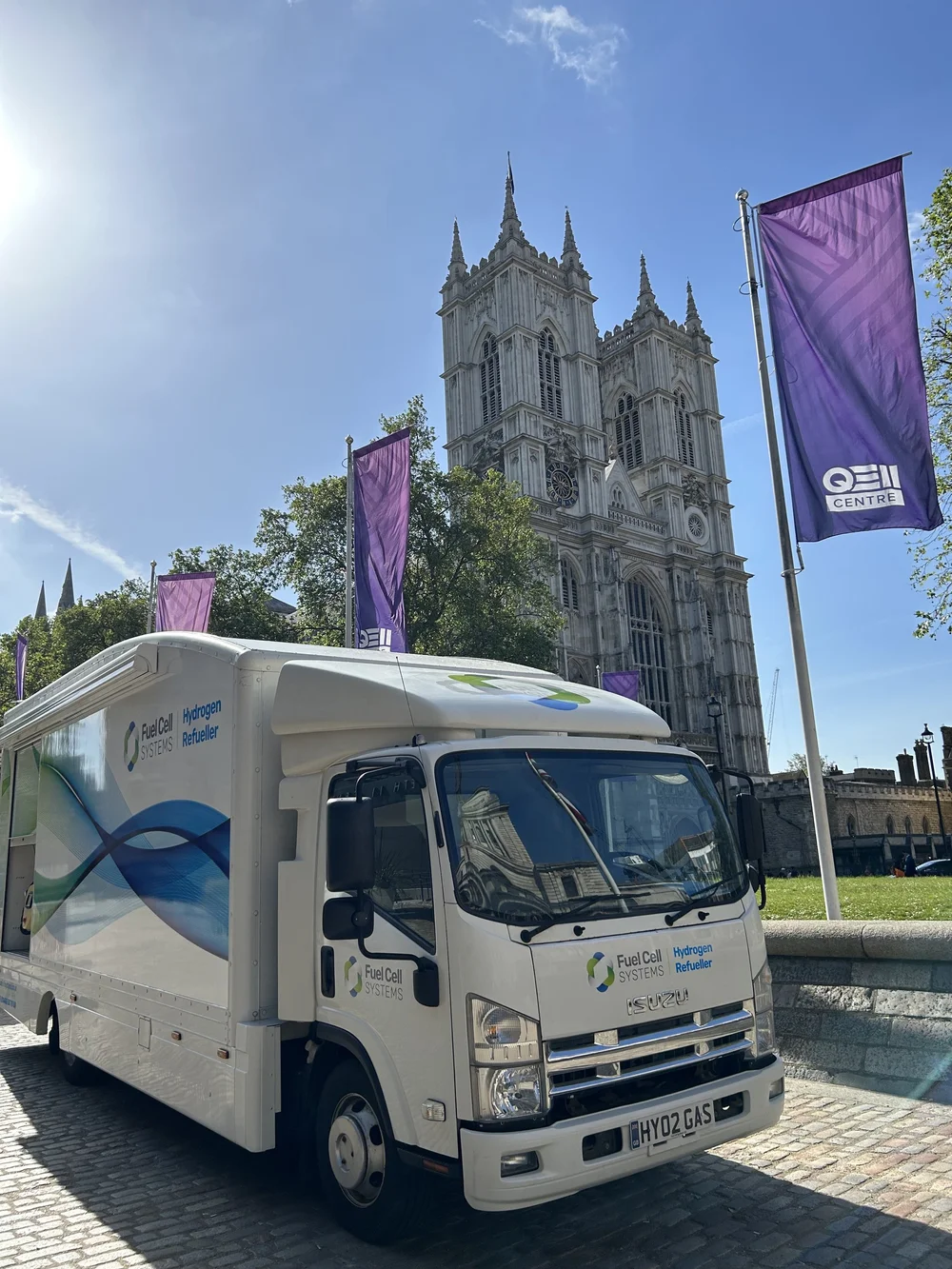 Revolutionising Hydrogen Refuelling Solutions — Fuel Cell Systems