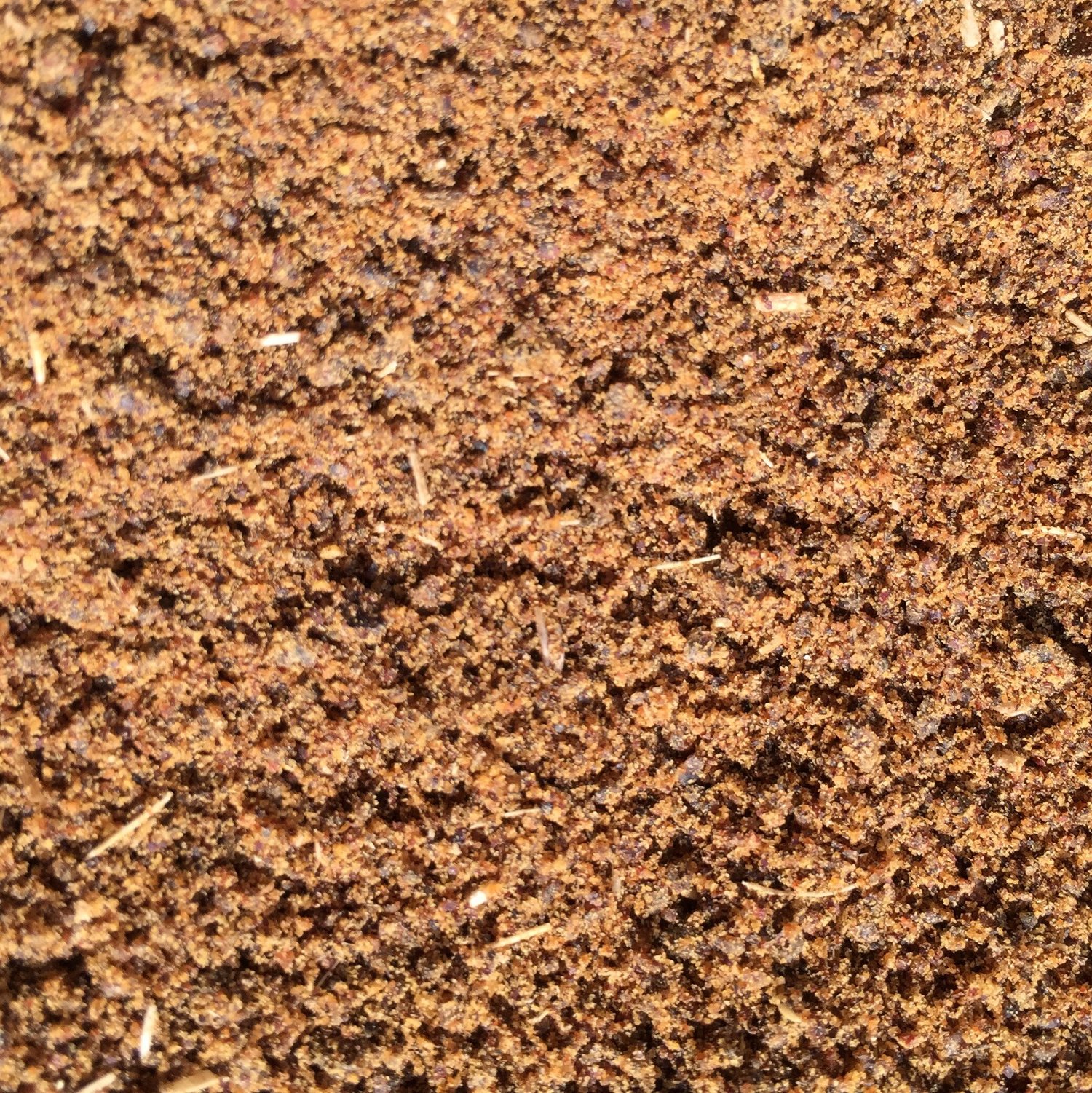 PRODUCTS — Howlett Farms Feed