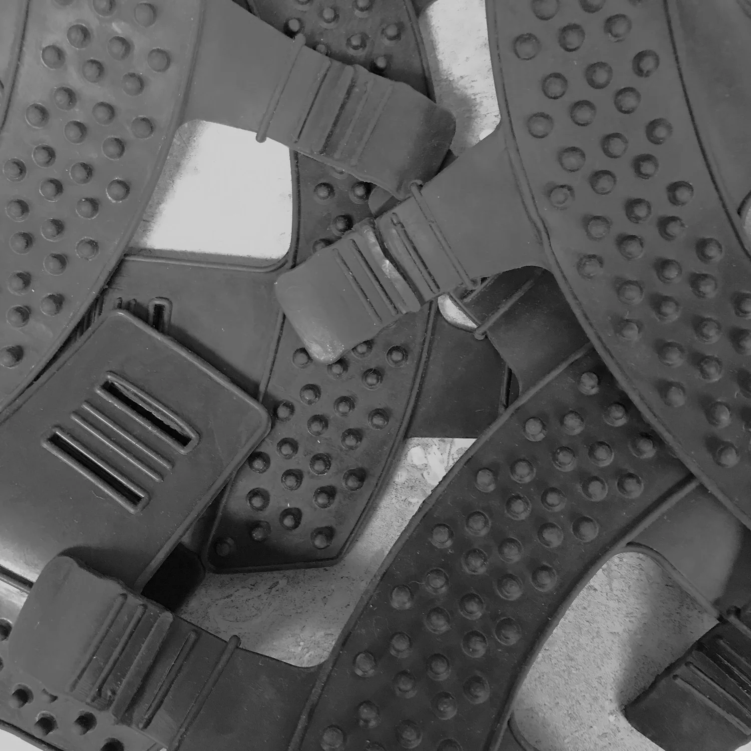 Hat Grabber® Hard Hat Component — Glove Guard Lp
