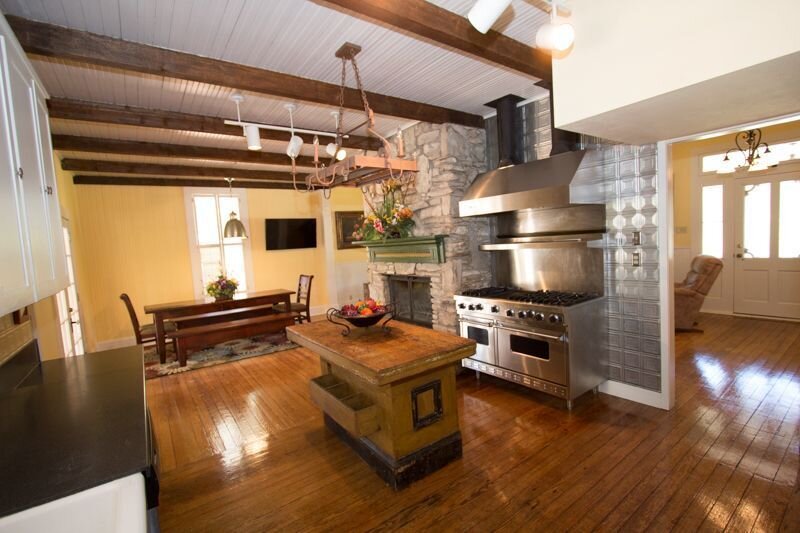 Spinelli's Wedding Venue