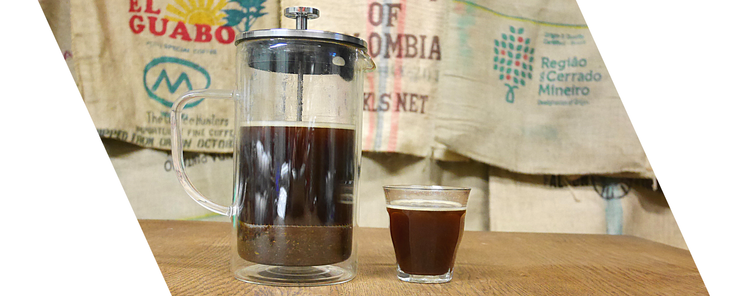 How To Use a Cafetière in 2022 (9 Step Guide)