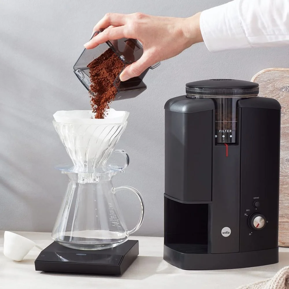 6 Coffee Grinders for AeroPress (Budget to Pro and 1 to Avoid)