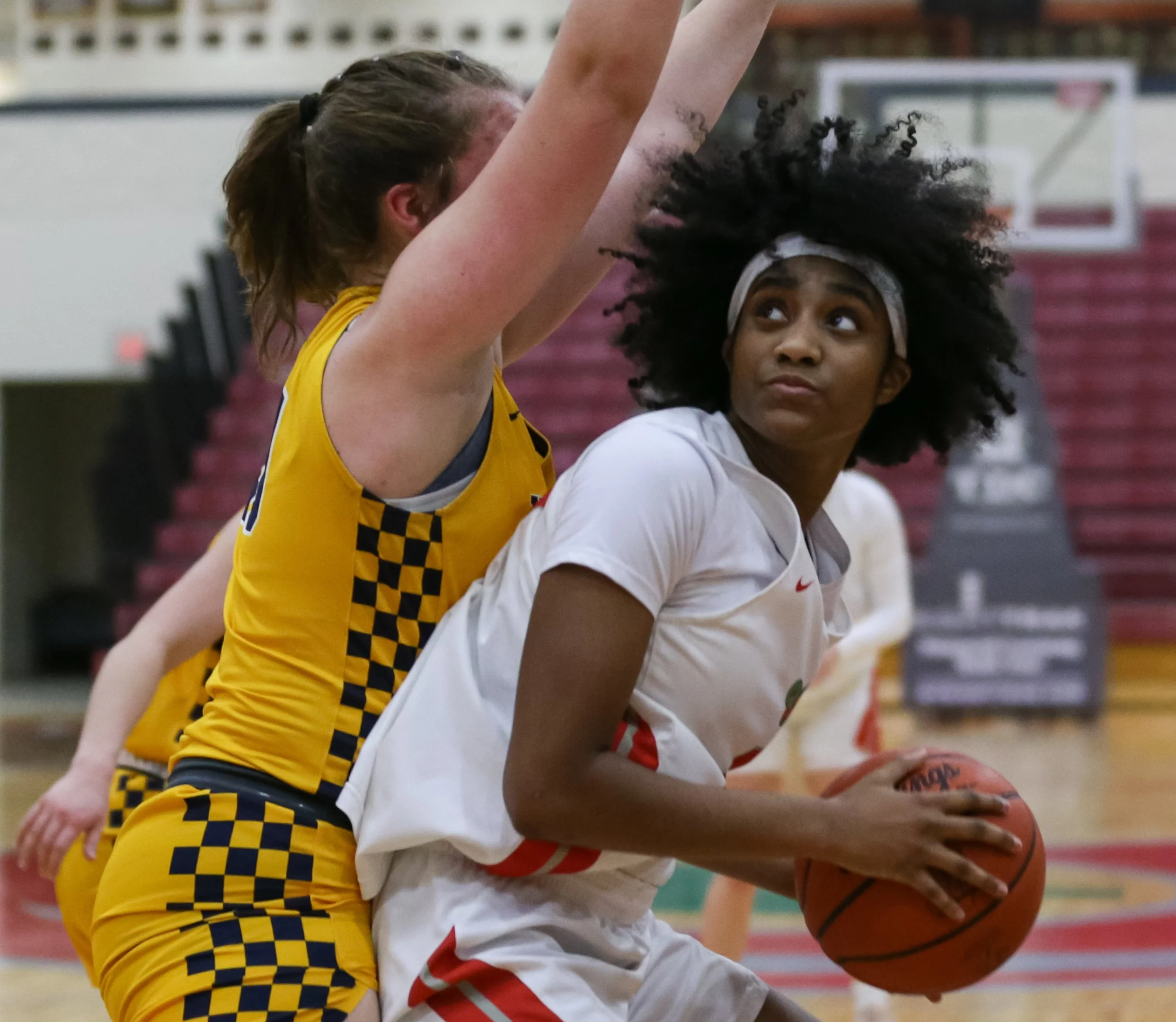 Girls’ Basketball Wallops Streetsboro at Classic in the Country, 77-35 ...