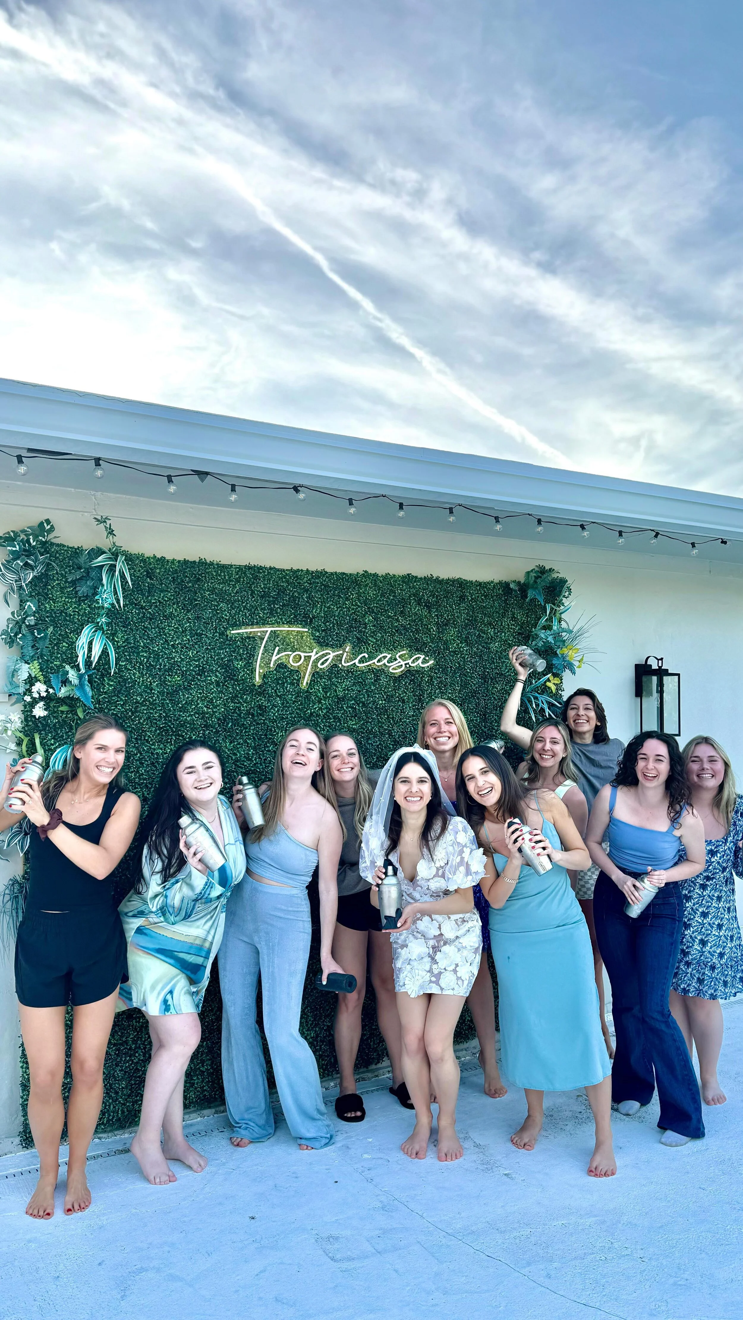 Mobile Cocktail Classes | BarBees Bartending