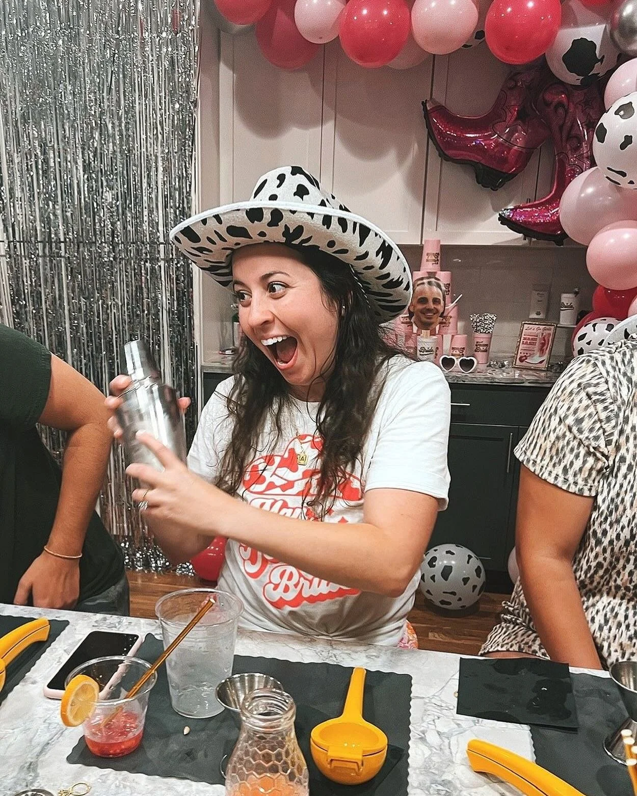 Mobile Cocktail Classes | BarBees Bartending