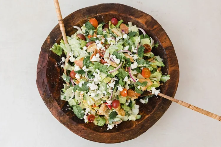 10 Corporate Cafeteria Menu Ideas That Keep Employees Happy — Hitchcock ...