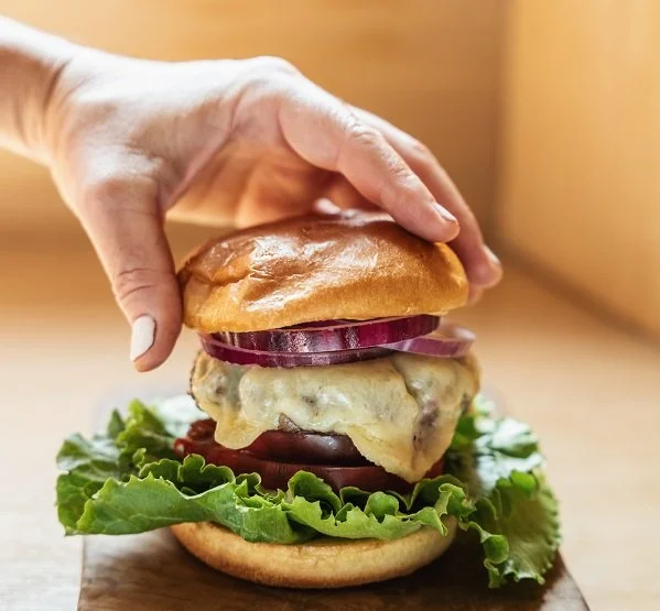 The Best Lettuce for Burgers: 12 Great Choices — Hitchcock Farms