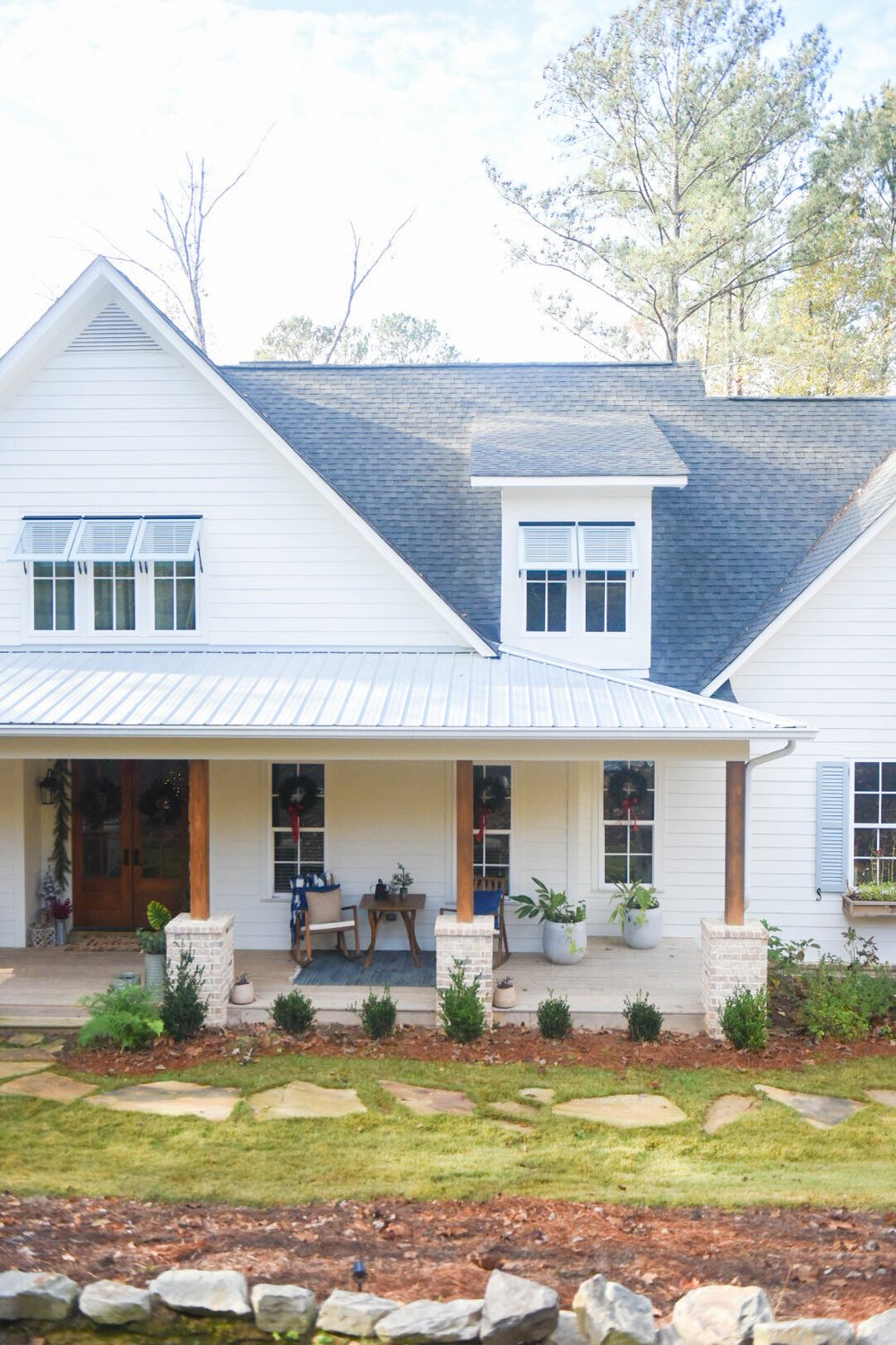 White modern farmhouse shutters Wall Hangings Home & Living etna.com.pe