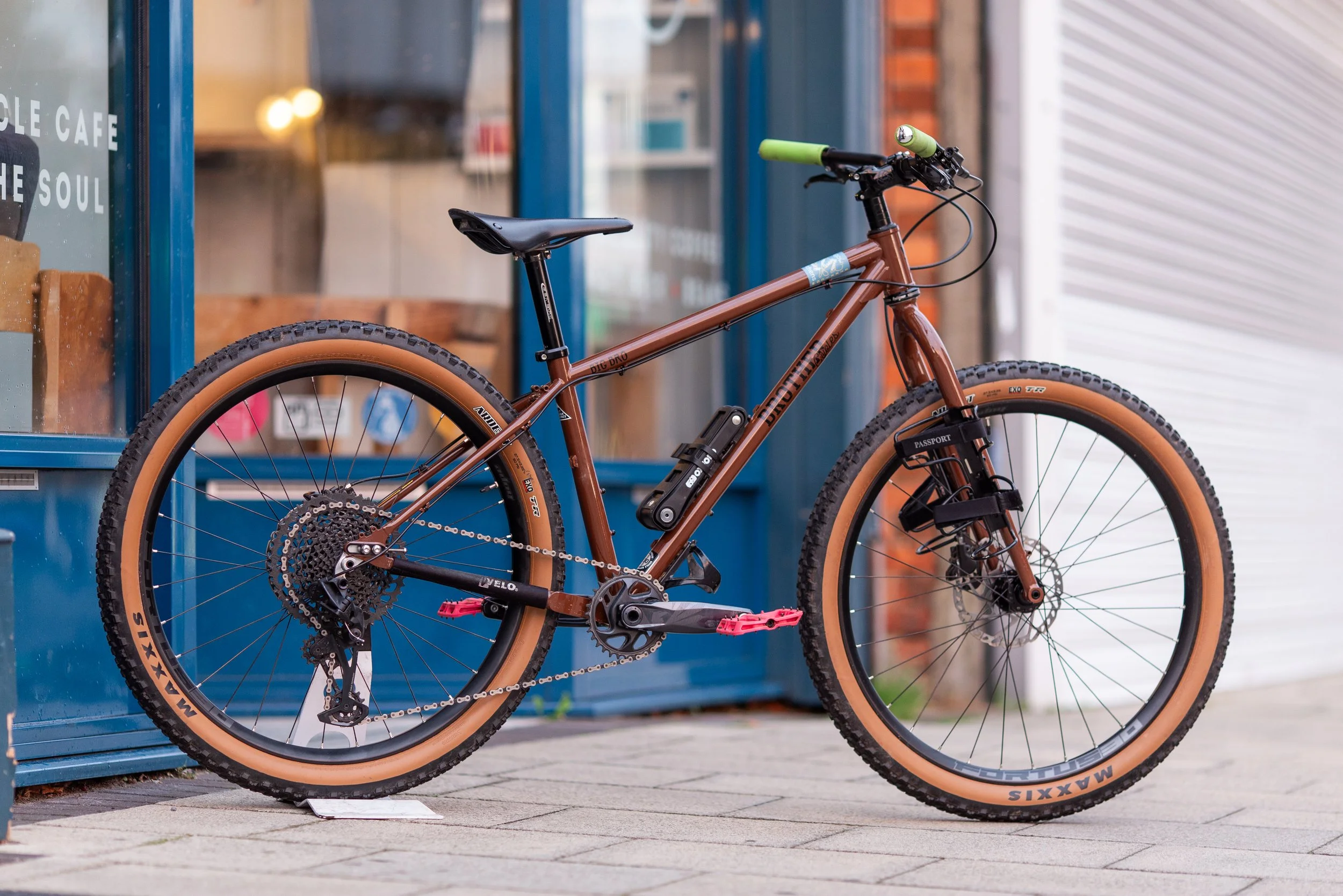 Brother Cycles — Velo Domestique