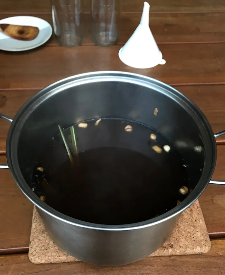 How to Make Authentic Indonesian Ginger Tea - Wedang Jahe — A Journey ...