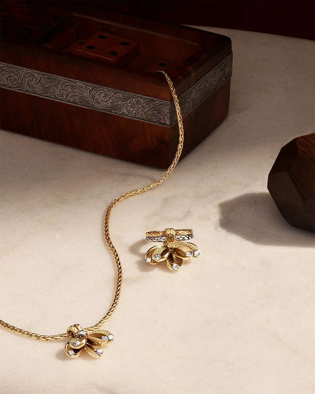 卡地亚推出全新GRAIN DE CAFÉ系列，携手艾丽·范宁（Elle Fanning）倾情演绎“咖啡豆”珠宝 — Amazedaily