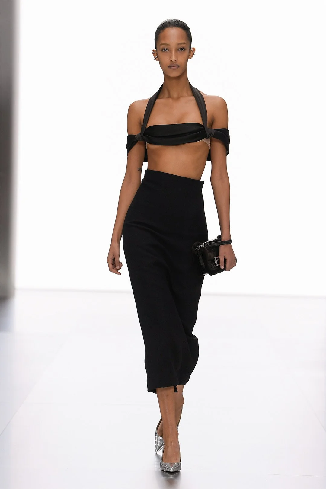 FENDI 2024春夏高级定制时装秀发布 — Amazedaily