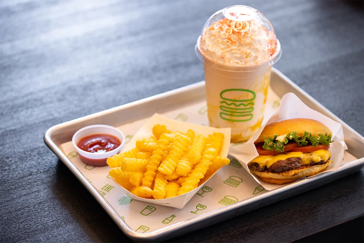 Shake Shack华南首店，亮相深圳万象天地 — Amazedaily