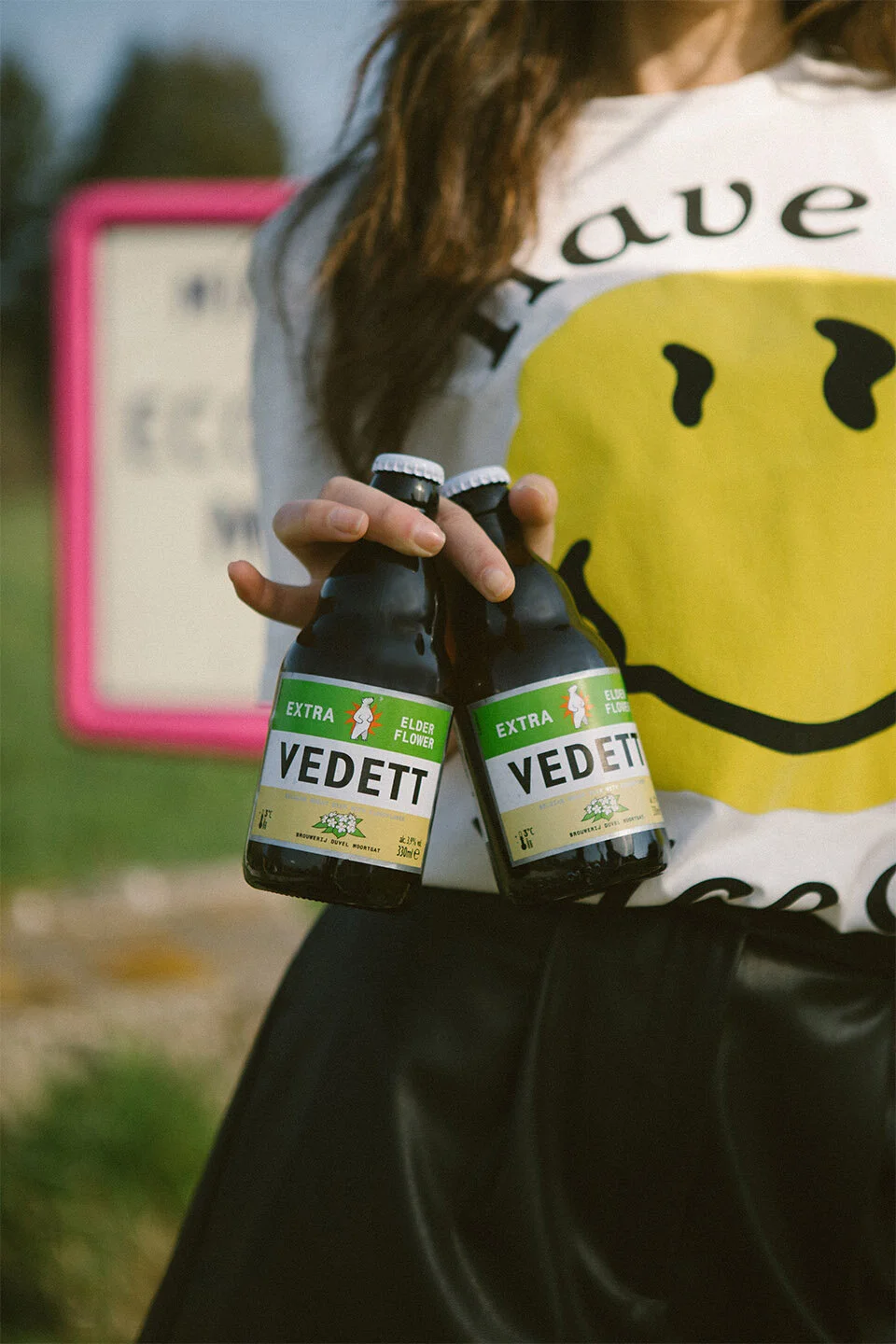 比利时 VEDETT推出清爽白熊接骨木花啤酒 — Amazedaily