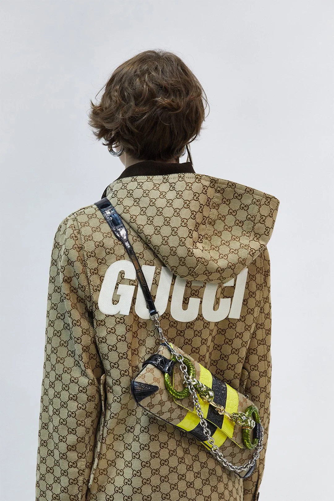 GUCCI古驰发布2024早春系列时装大秀，探索文化交融的摩登风格 — Amazedaily