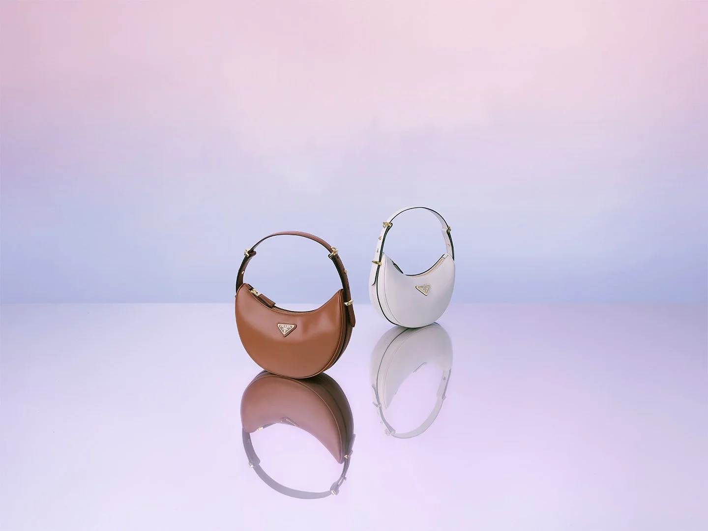 Prada呈献2023七夕情人节精选系列，由檀健次、李雯倾情出镜演绎七夕大片 — Amazedaily