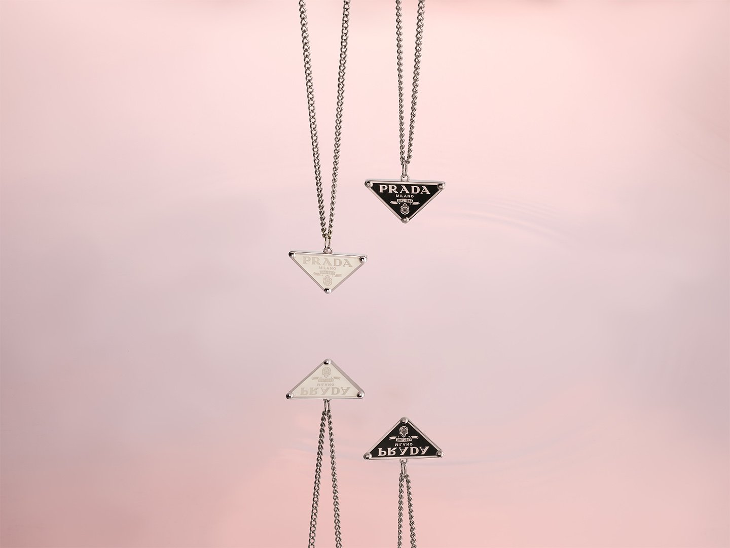 Prada呈献2023七夕情人节精选系列，由檀健次、李雯倾情出镜演绎七夕大片 — Amazedaily