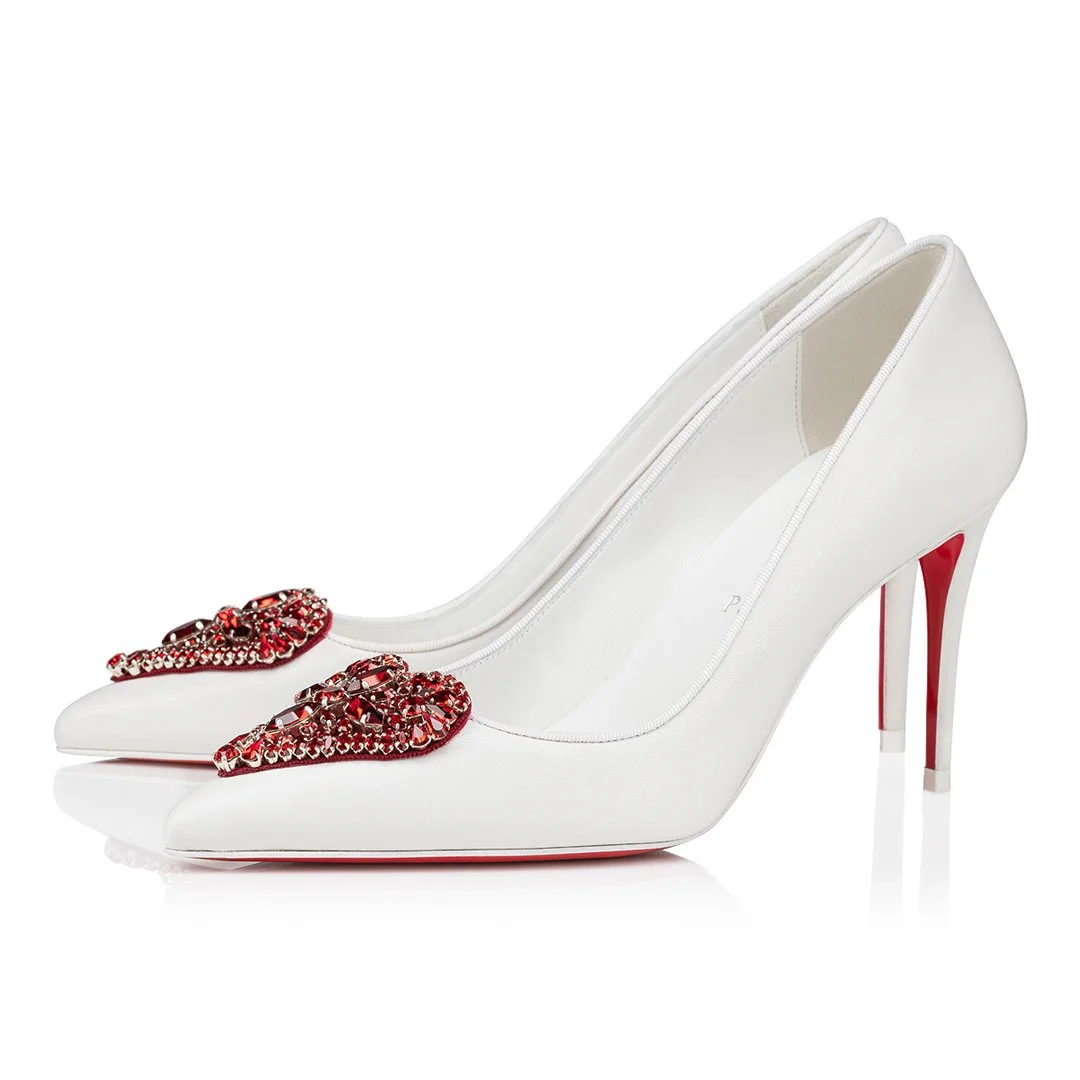 Christian Louboutin路铂廷官宣品牌大使虞书欣，携手演绎2023七夕胶囊系列全新大片 — Amazedaily