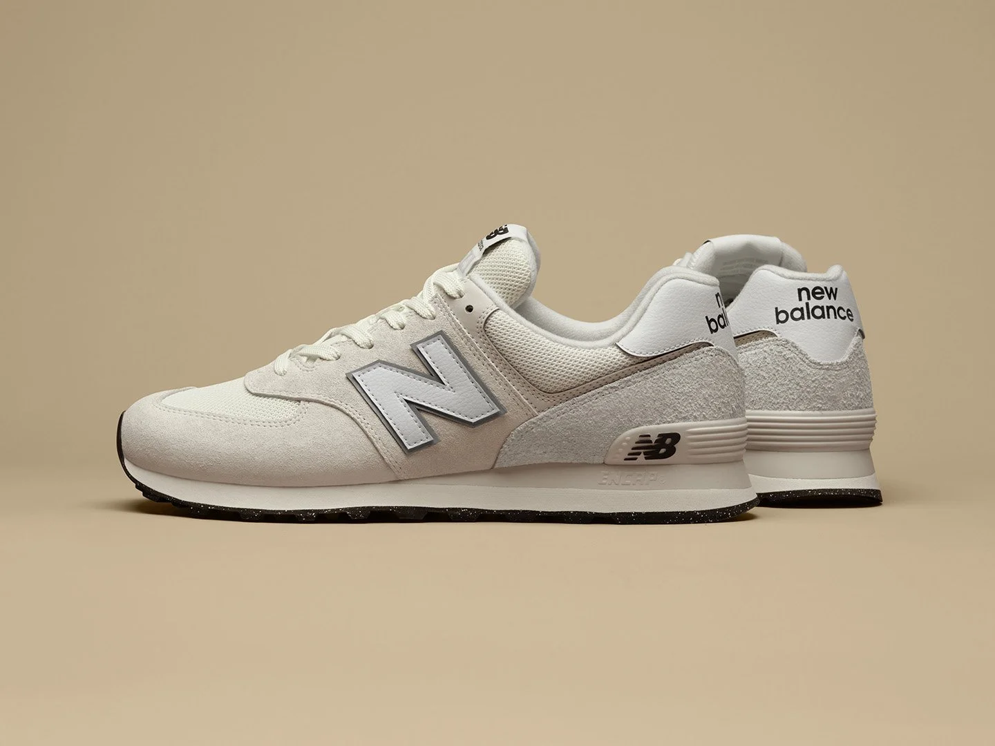New Balance 倾情挚献「龙年限定」臻礼，发布2024新年大片 — Amazedaily