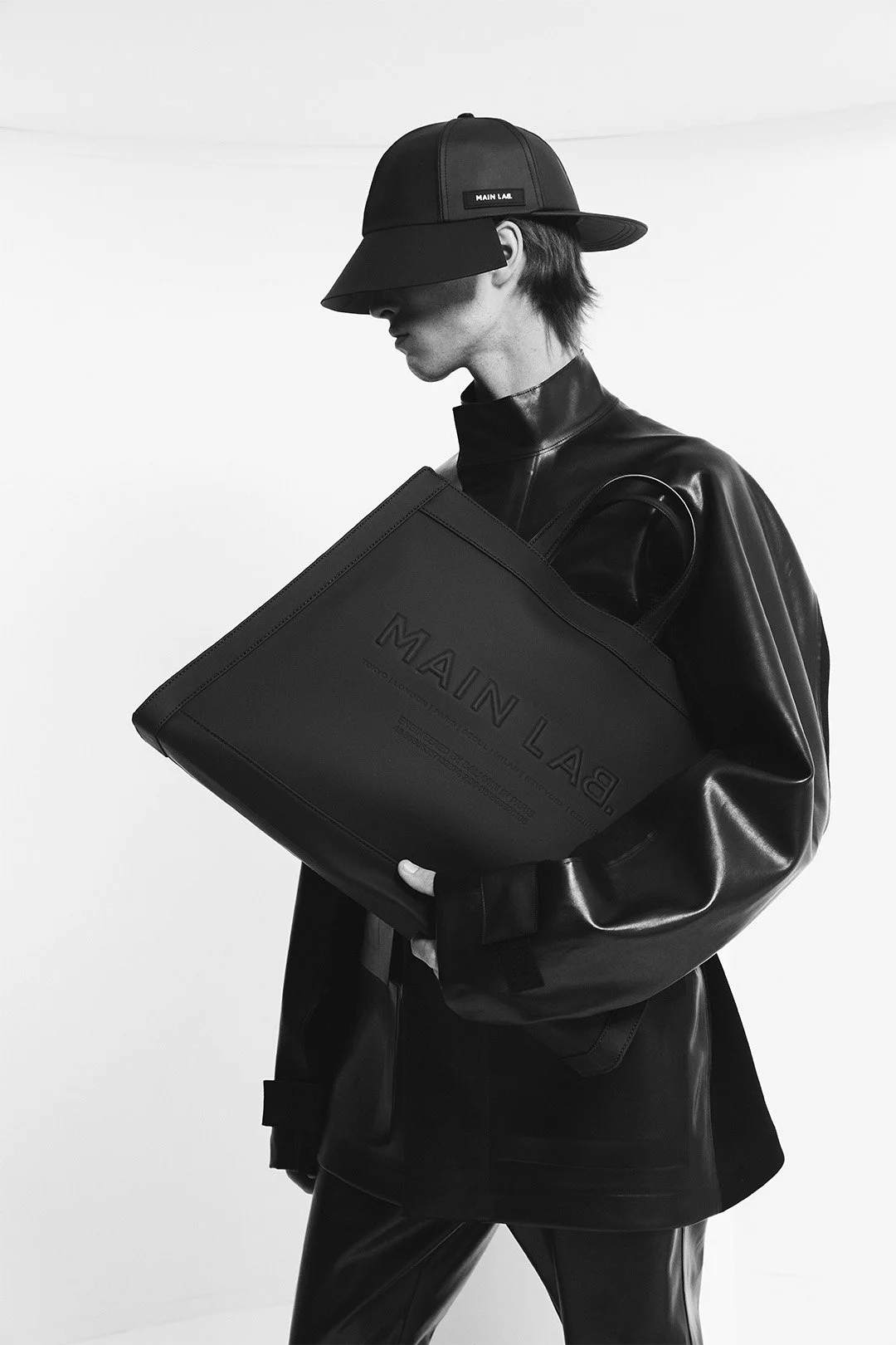 BALMAIN 发布 Main Lab 男装系列。 — Amazedaily