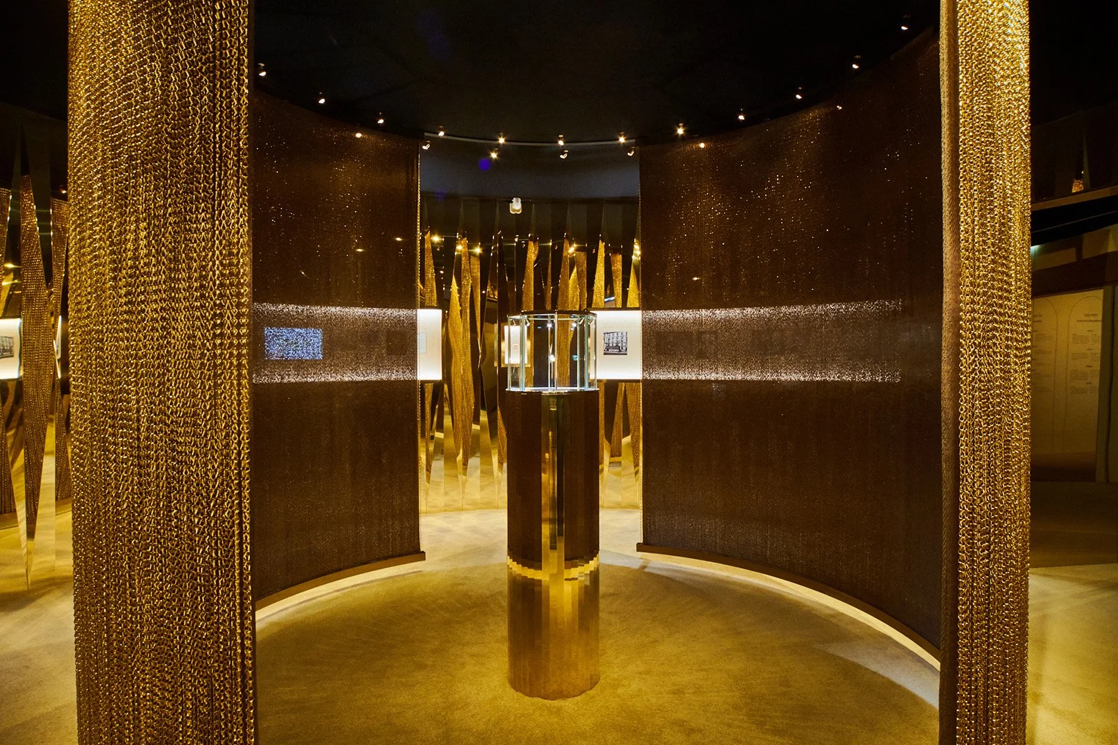 FRED斐登庆祝亚洲首个品牌回溯展开幕 — Amazedaily