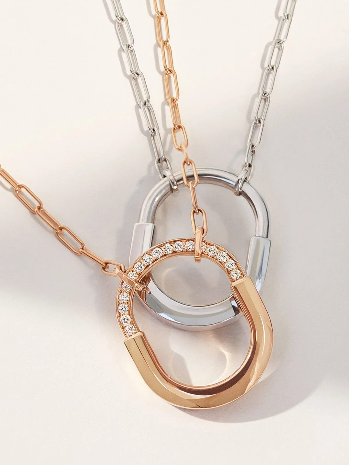 Tiffany & Co. 蒂芙尼携手易烊千玺发布全新Tiffany Lock系列广告大片 — Amazedaily