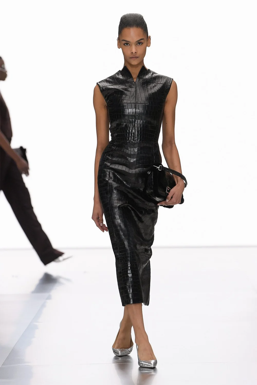 FENDI 2024春夏高级定制时装秀发布 — Amazedaily