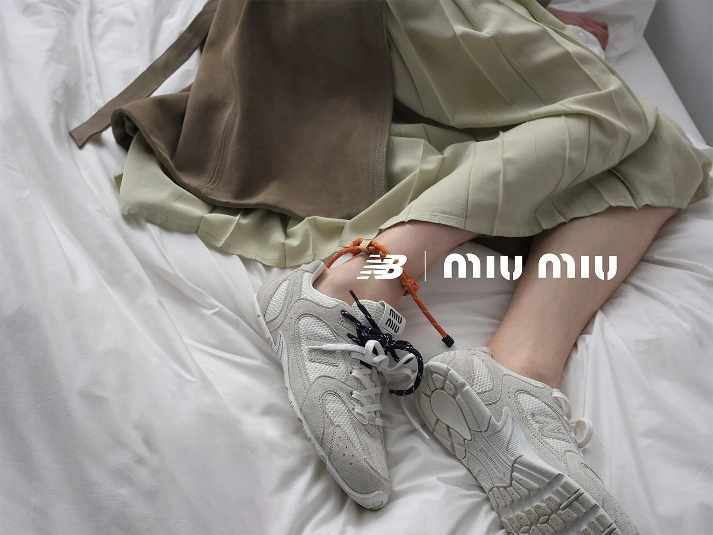 NEW BALANCE X MIU MIU 推出全新合作系列 — Amazedaily