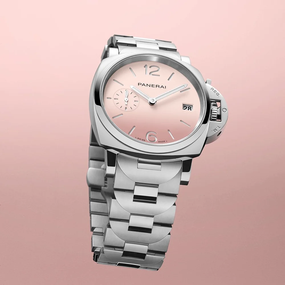 沛纳海携手全球品牌代言人迪丽热巴演绎Luminor Due Pastello 庐米诺杜尔系列浅彩腕表 — Amazedaily