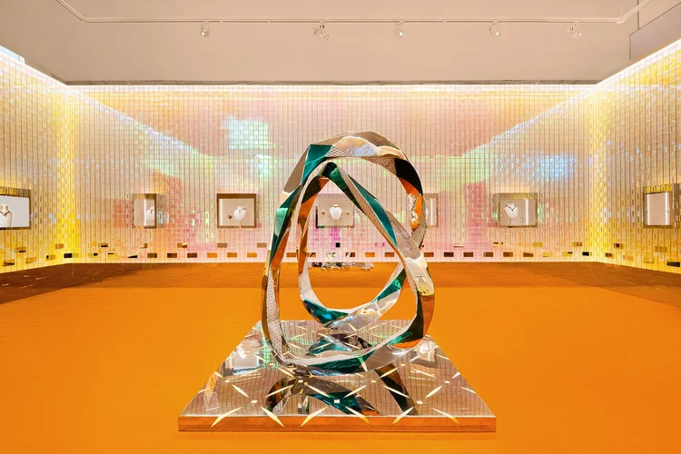 「BVLGARI Serpenti 灵蛇传世蜕变」珍藏艺术展北京站揭幕 — Amazedaily