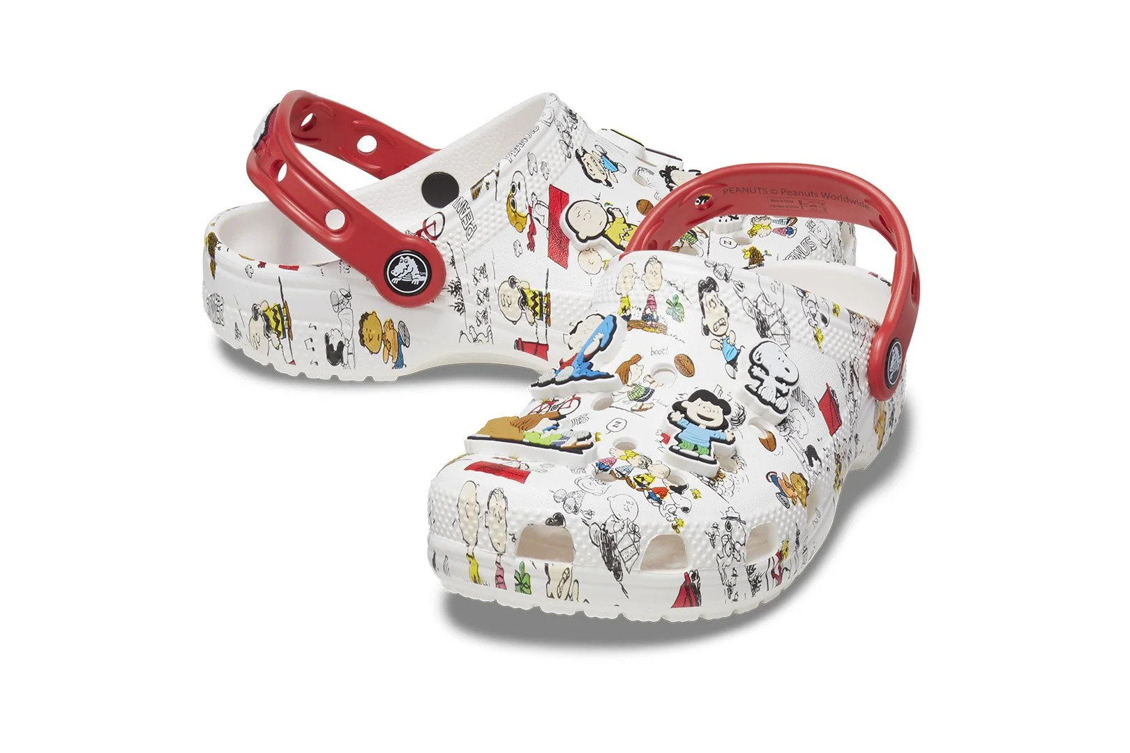 Crocs携手知名漫画形象Peanuts推出全新联名系列 — Amazedaily