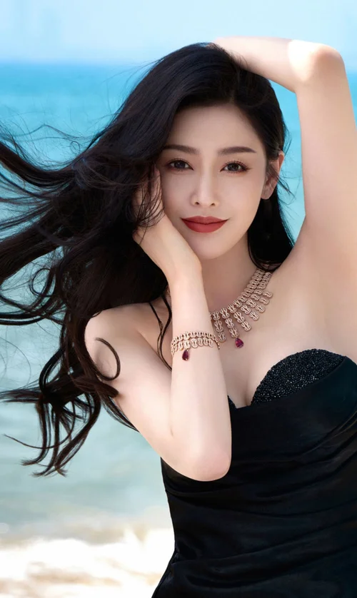 张天爱正式成为FRED斐登中国区品牌大使 — Amazedaily