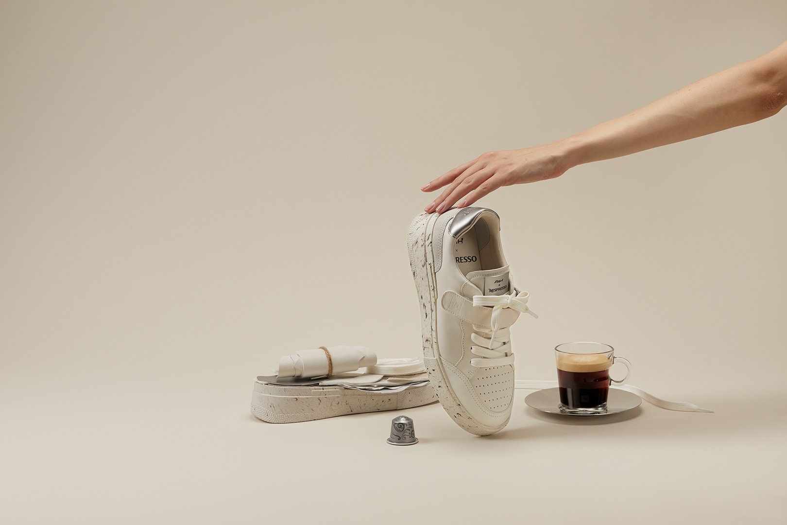 Nespresso浓遇咖啡携手ASH推出限量版环保运动鞋 — Amazedaily