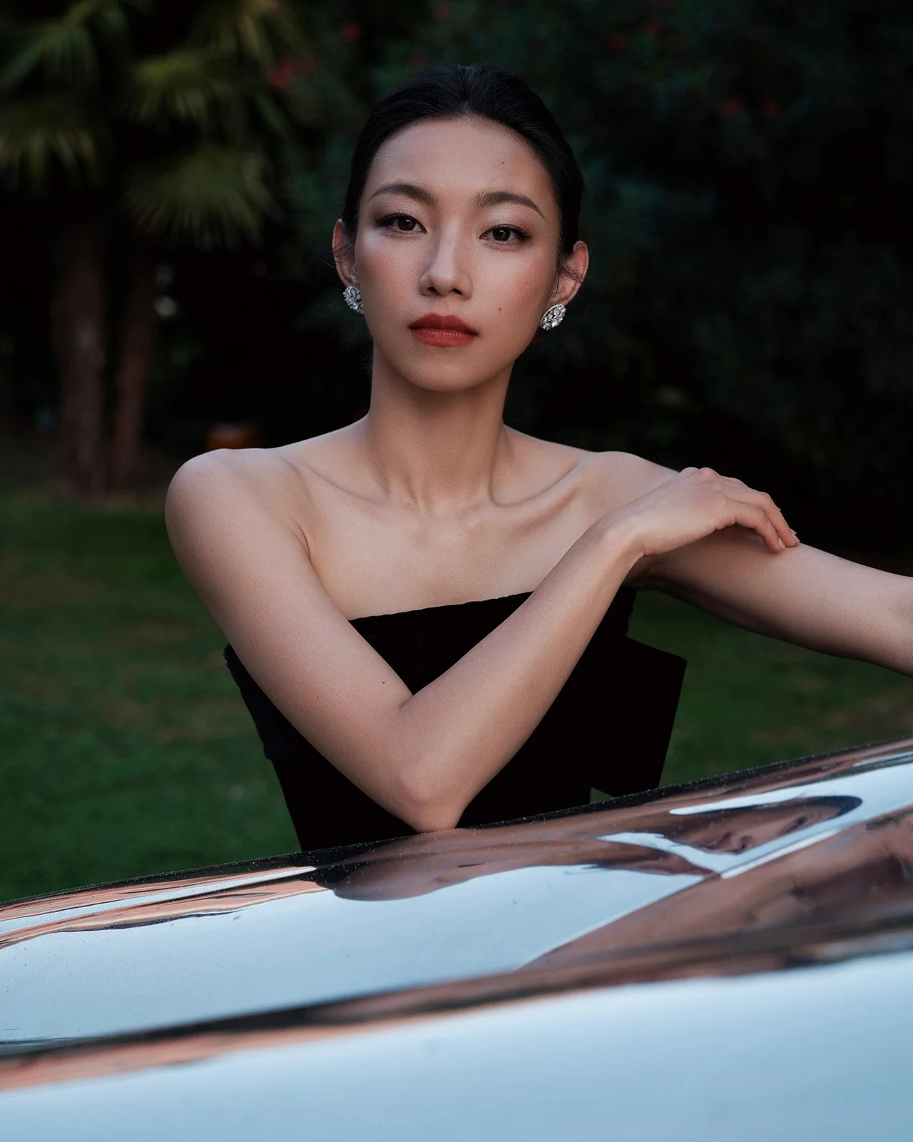 那尔那茜佩戴Chopard萧邦珠宝臻品，璀璨亮相第81届威尼斯国际电影节 — Amazedaily