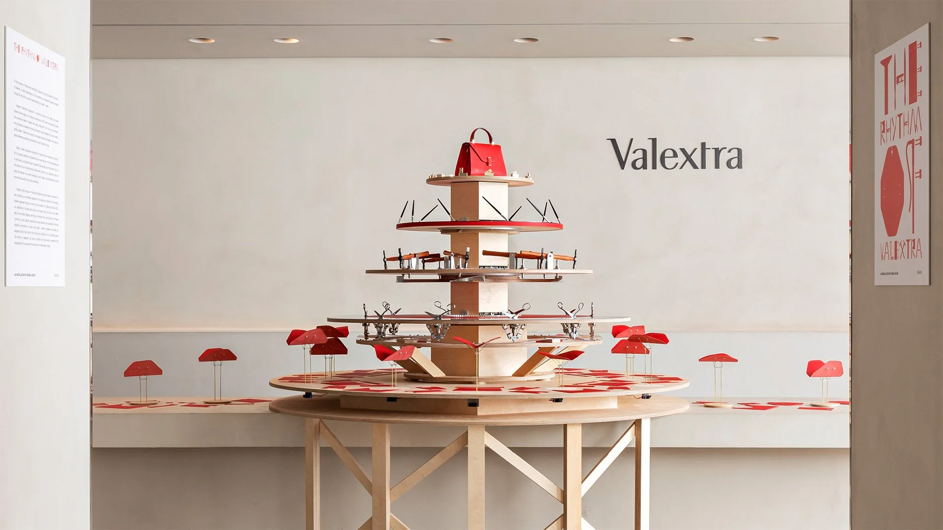 Valextra携手Isabel + Helen创意工作室呈现“The Rhythm of Valextra”动态艺术装置 — Amazedaily