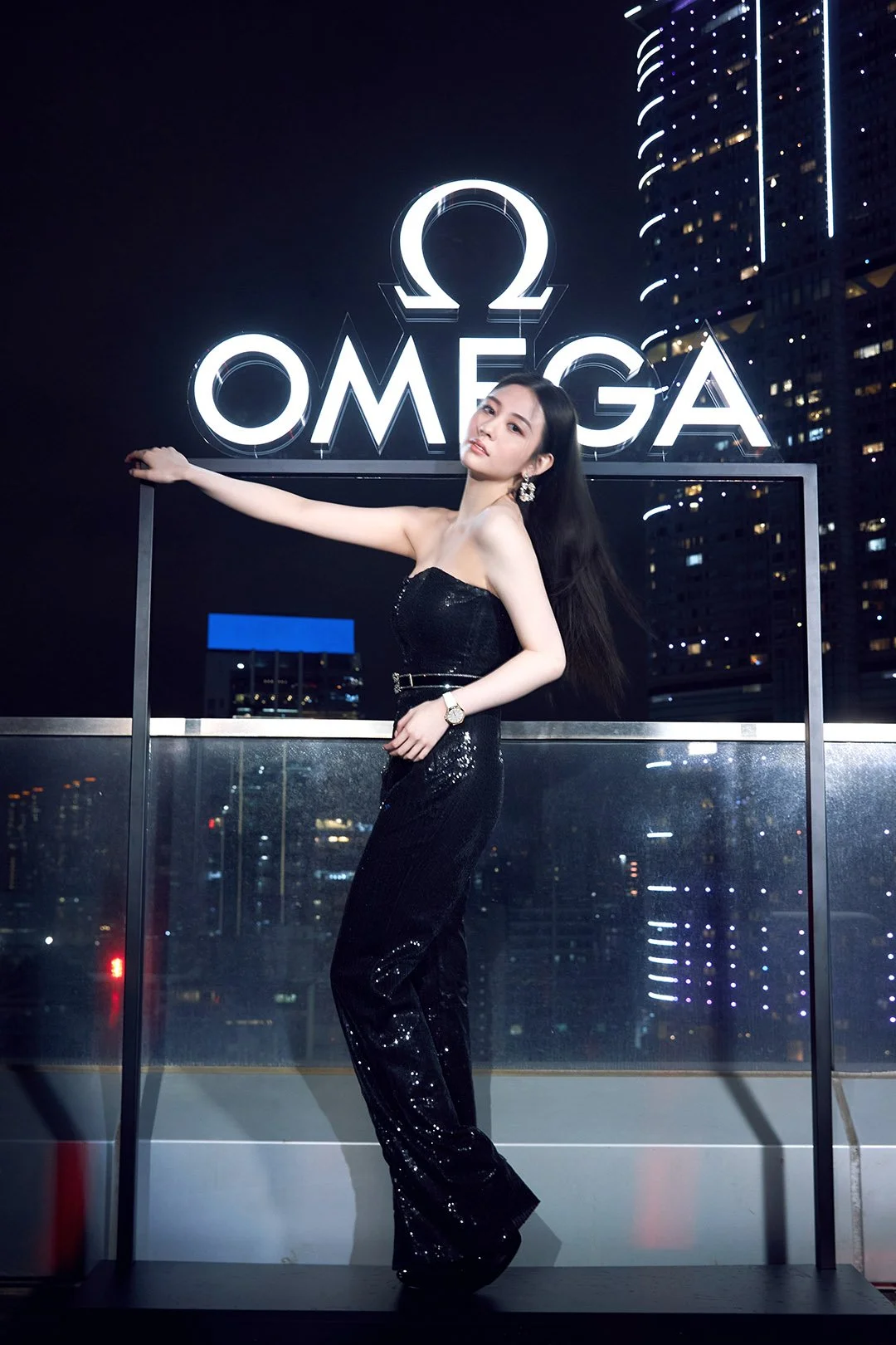 欧米茄携手名人大使韩韶禧，庆祝中国香港全新旗舰店盛大揭幕 — Amazedaily