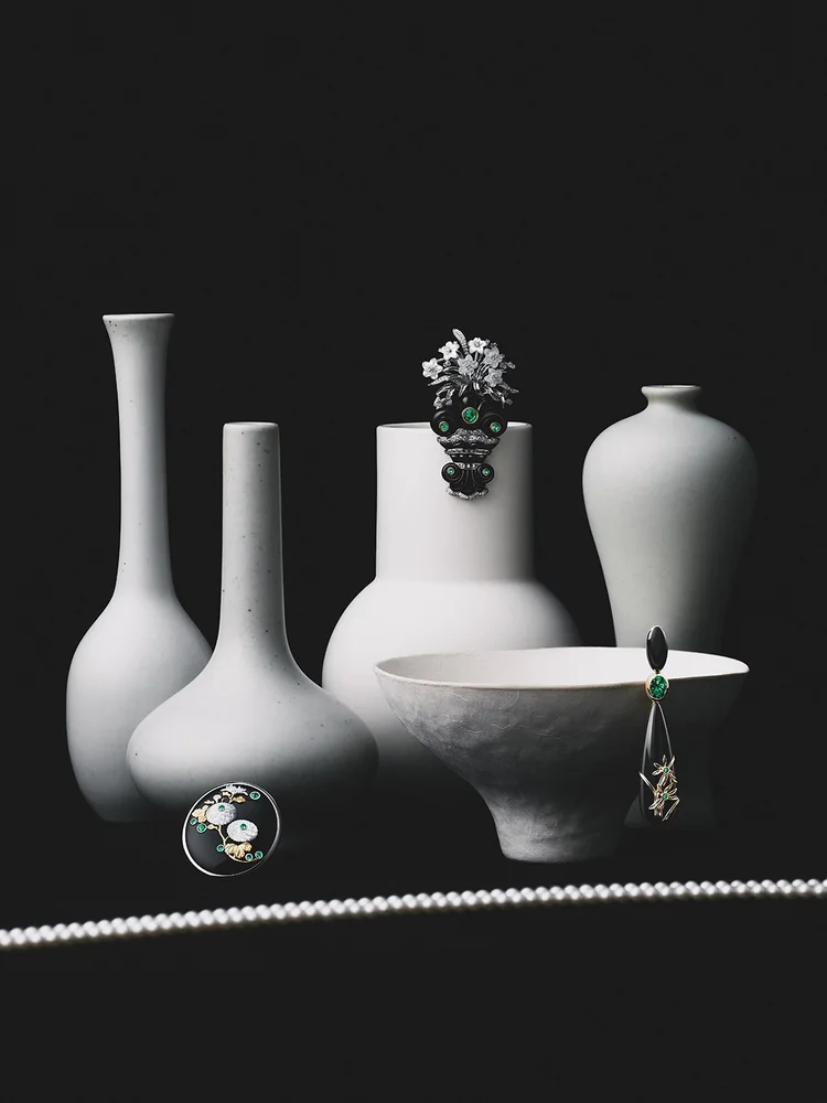 Gemfields携手MidnightOperaHouse，呈献「花时画境」系列祖母绿高珠作品 — Amazedaily